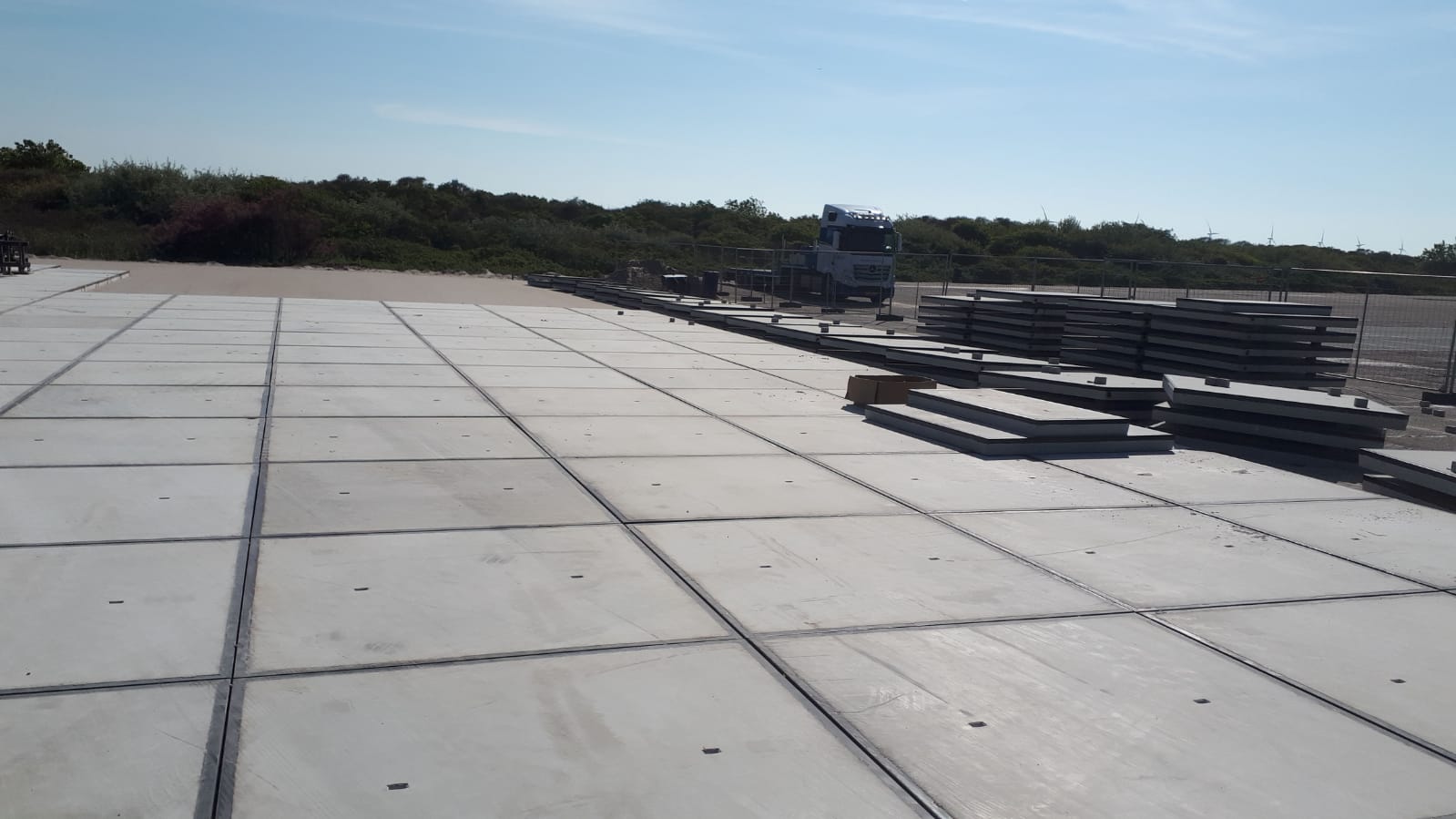 Leveren en aanbrengen van stelconplaten - Nedabo